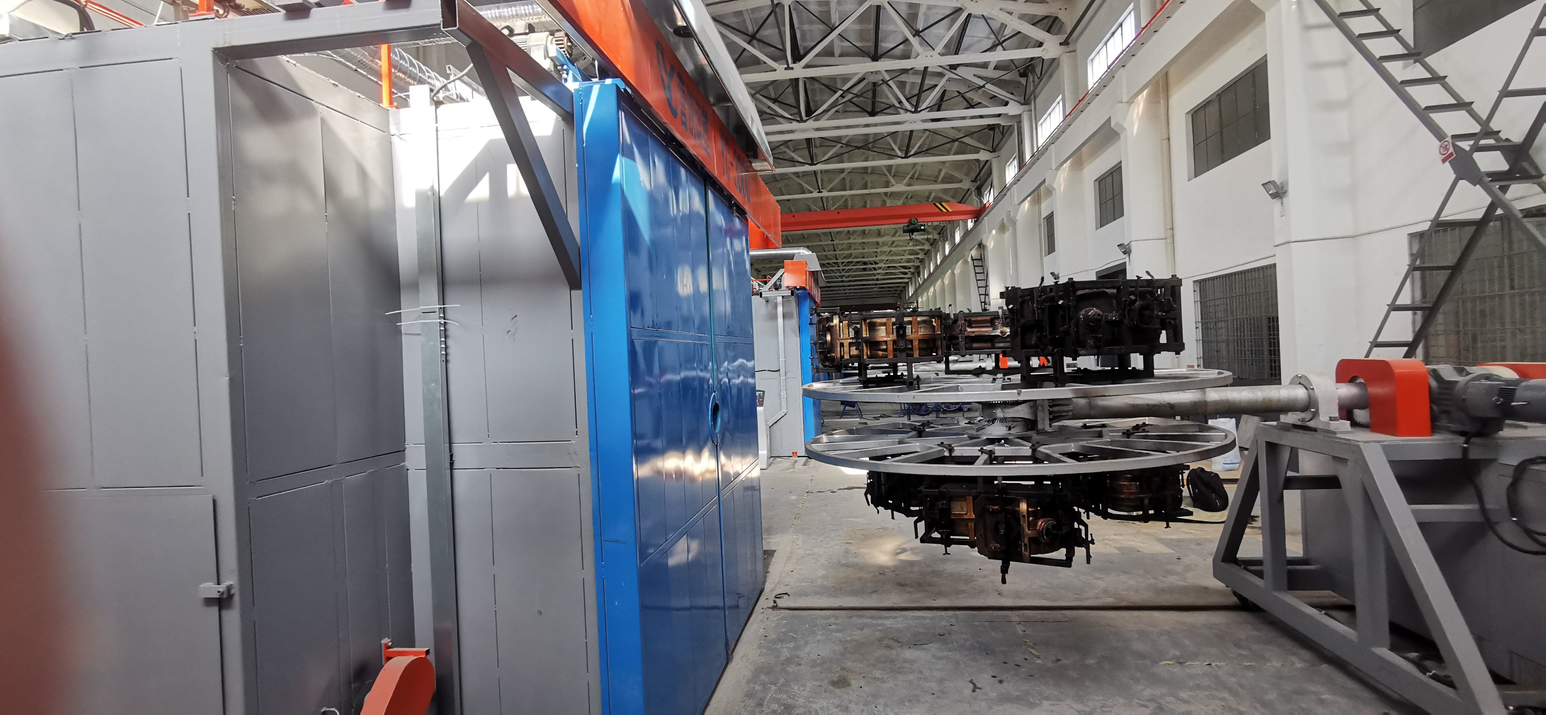 15-30min Cycle Time Shuttle Rotomolding Machine With Field Installation ...